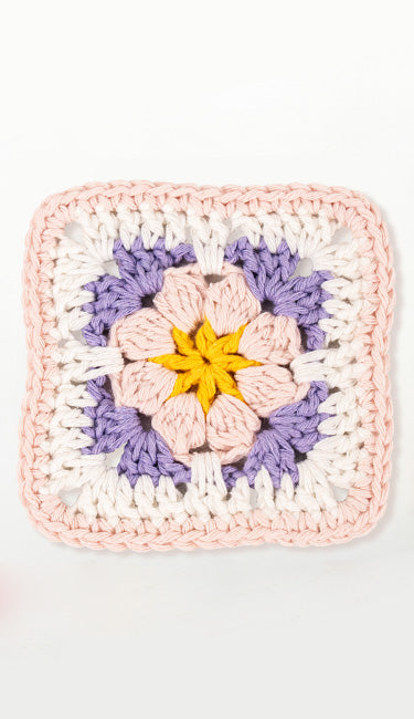 Periwinkle Granny Square – Yeezhee